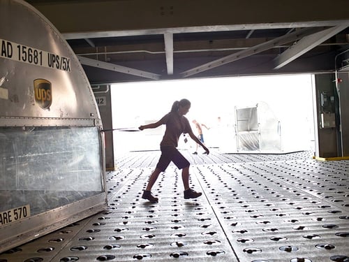 Envíe muebles con envío de carga en The UPS Store Pottstown, PA ubicada ...